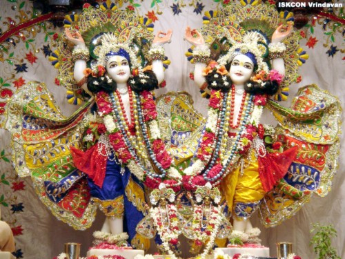 Iskcon Vrindavan Krishna Balram (#178081) - HD Wallpaper & Backgrounds ...