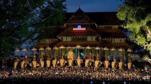 Thrissur Pooram (#1013873) - HD Wallpaper & Backgrounds Download