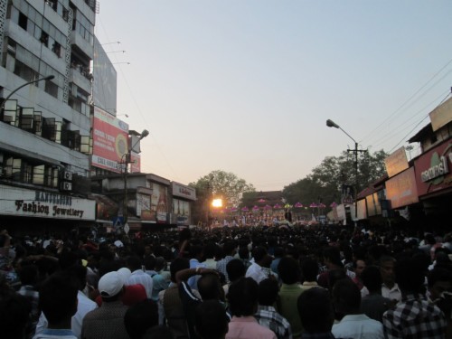 Thrissur Pooram - Crowd (#1014171) - HD Wallpaper & Backgrounds Download