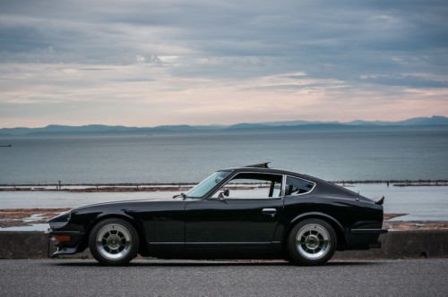 Datsun 240z Stance Nation (#1024831) - HD Wallpaper & Backgrounds Download