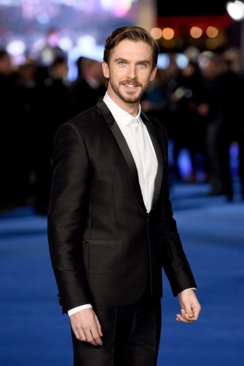 Dan Stevens Images Dan Stevens Hd Wallpaper And Background - Dan ...