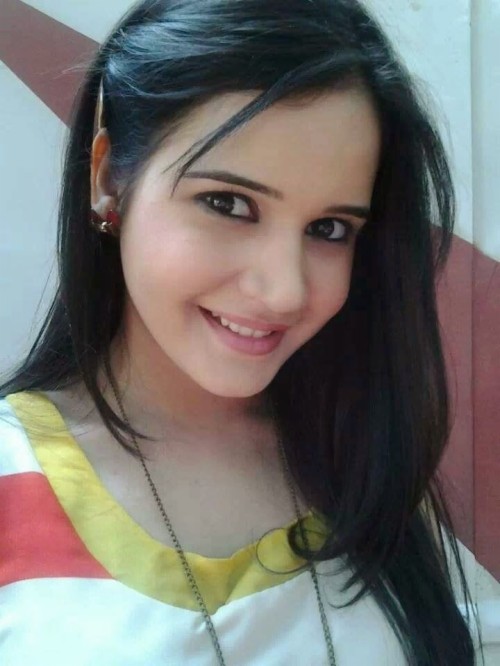 Pakistani Girl Wallpaper - Pakistani Cute Beautifully Girl (#1180767 ...