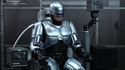 Download Wallpaper Hero, Cyborg, Charging, Robot Free - Robocop Hd ...