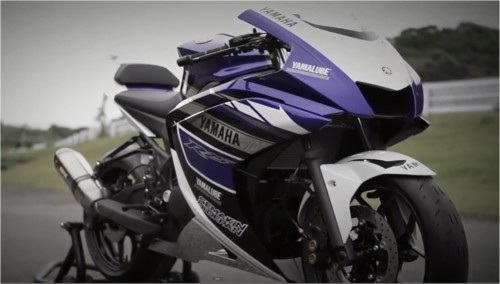 Download Yamaha R25 Hd Wallpaper 250cc Yamaha R25 Velentinoyamaha - R25 ...