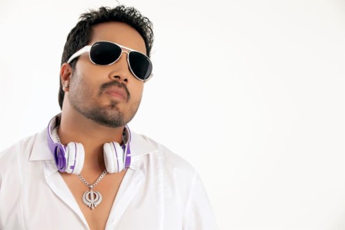 Mika Singh Hd Wallpaper - Mika Singh (#1550791) - HD Wallpaper ...