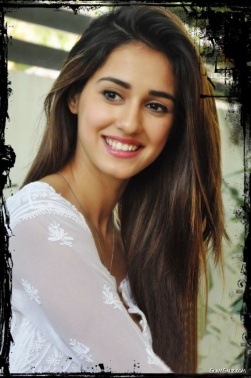 Disha Patani Hd Wallpaper Santabanta - Gta (#174207) - HD Wallpaper ...