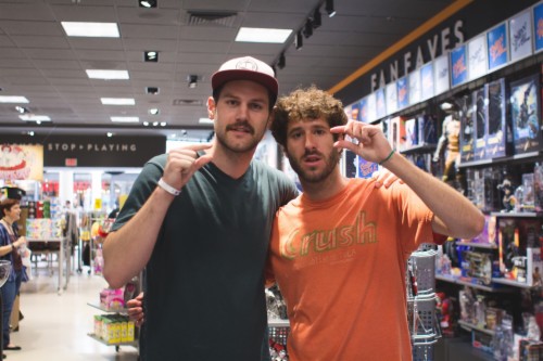 Lil Dicky (#1773576) - HD Wallpaper & Backgrounds Download