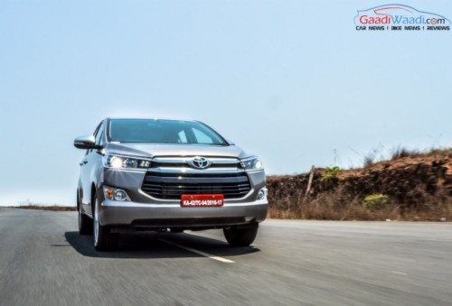 Innova Car Wallpaper - Toyota (#1775956) - HD Wallpaper & Backgrounds ...