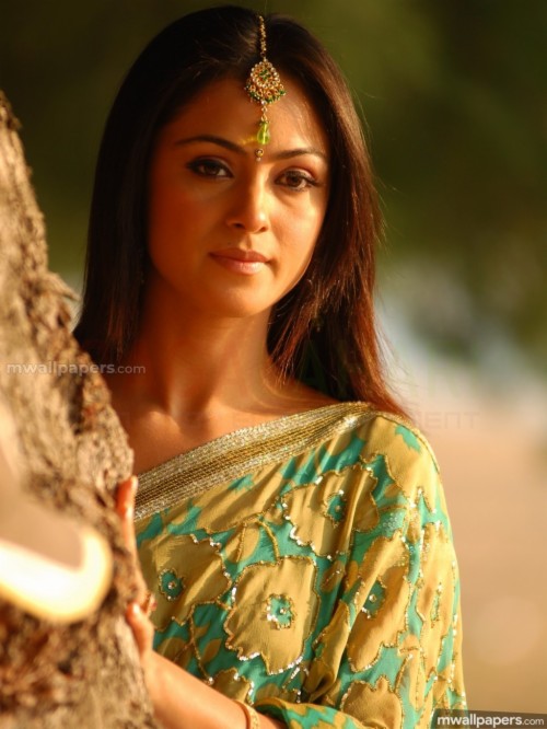 Download Simran Cute Hd Photos In 1080p Hd Quality - Simran Still ...