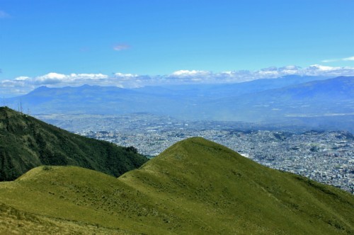 Ecuador View From The Hill - Ecuador Hd (#1829242) - HD Wallpaper ...