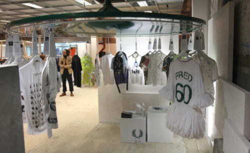 Fred Perry Brand Logo (#594395) - HD Wallpaper & Backgrounds Download