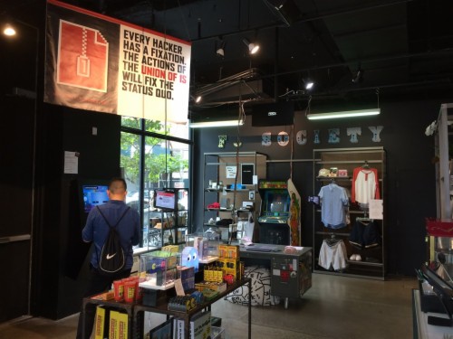 Outlet Store (#1840140) - HD Wallpaper & Backgrounds Download