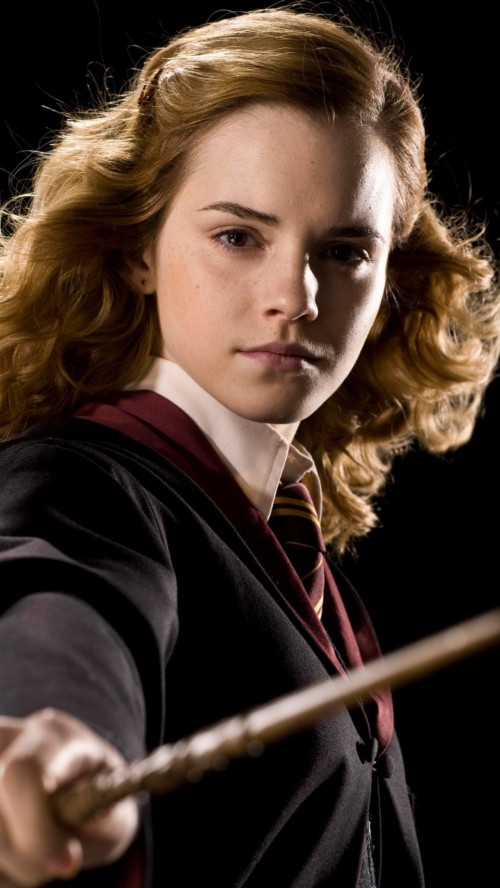 Download Emma Watson As Hermione Granger, Sitting On The Floor, - Harry Potter Cute Emma Watson ...