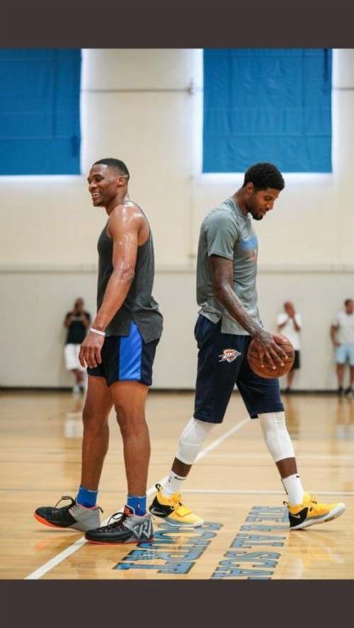 Paul George Basketball Outfit (#2597130) - HD Wallpaper & Backgrounds ...