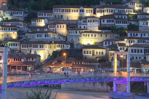 Albanian Berat (#2913815) - HD Wallpaper & Backgrounds Download