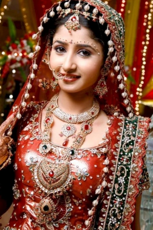 Dulha Dulhan Pose (#630436) - HD Wallpaper & Backgrounds Download