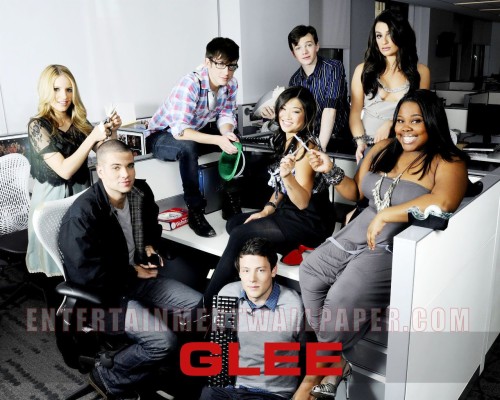 Glee - Glee Cast (#3227682) - HD Wallpaper & Backgrounds Download
