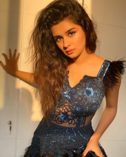 Avneet Kaur Shehzadi Instagram (#3241498) - HD Wallpaper & Backgrounds Download