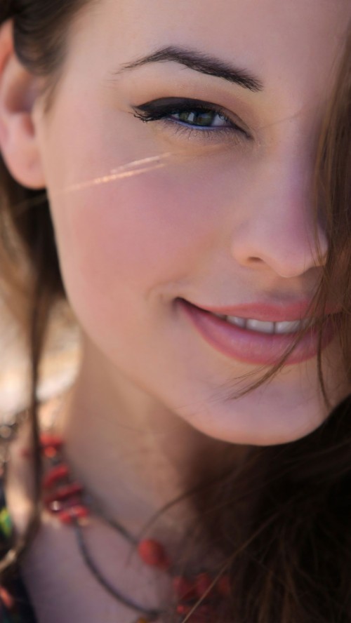 Download Cute Teen Models Girl On Itl Cat