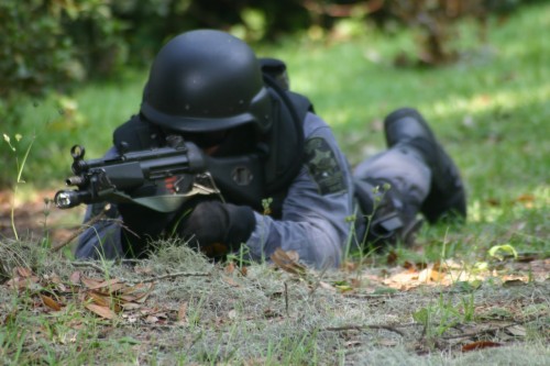 Swat Team In Action Wallpapers Hd - 90's Swat (#371853) - HD Wallpaper ...