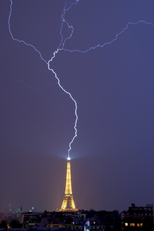 Lock Screen Eiffel Tower At Night (#2246050) - HD Wallpaper ...