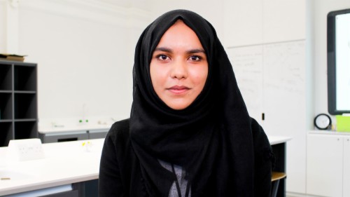 Sadia - Girl (#496208) - HD Wallpaper & Backgrounds Download