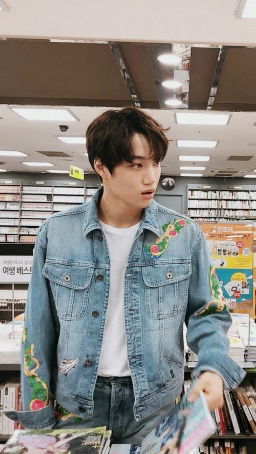 Exo - Kim Jongin (#550651) - HD Wallpaper & Backgrounds Download