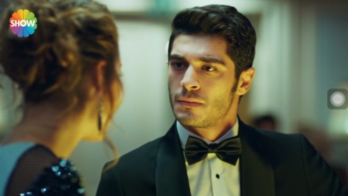 Tags - Hayat - Sad Pic Of Hayat (#590046) - HD Wallpaper & Backgrounds ...