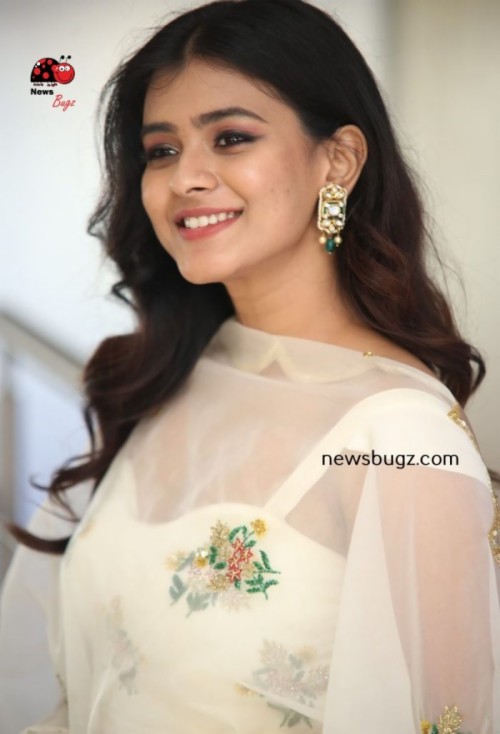 Hd Photo Hebah Patel (#617675) - HD Wallpaper & Backgrounds Download