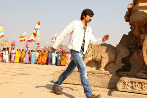 Ravi Teja Hd Wallpapers - Ravi Teja In Kick 2 (#697684) - HD Wallpaper ...