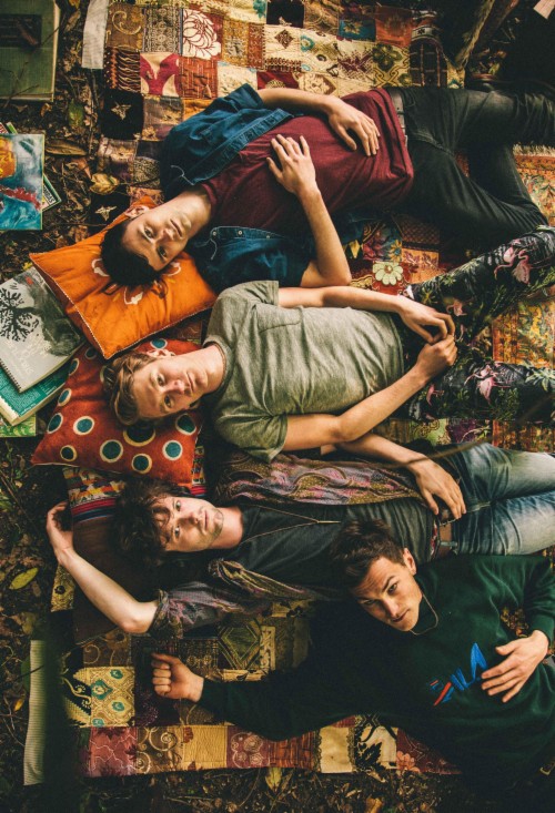 Glass Movie (#3108232) - HD Wallpaper & Backgrounds Download